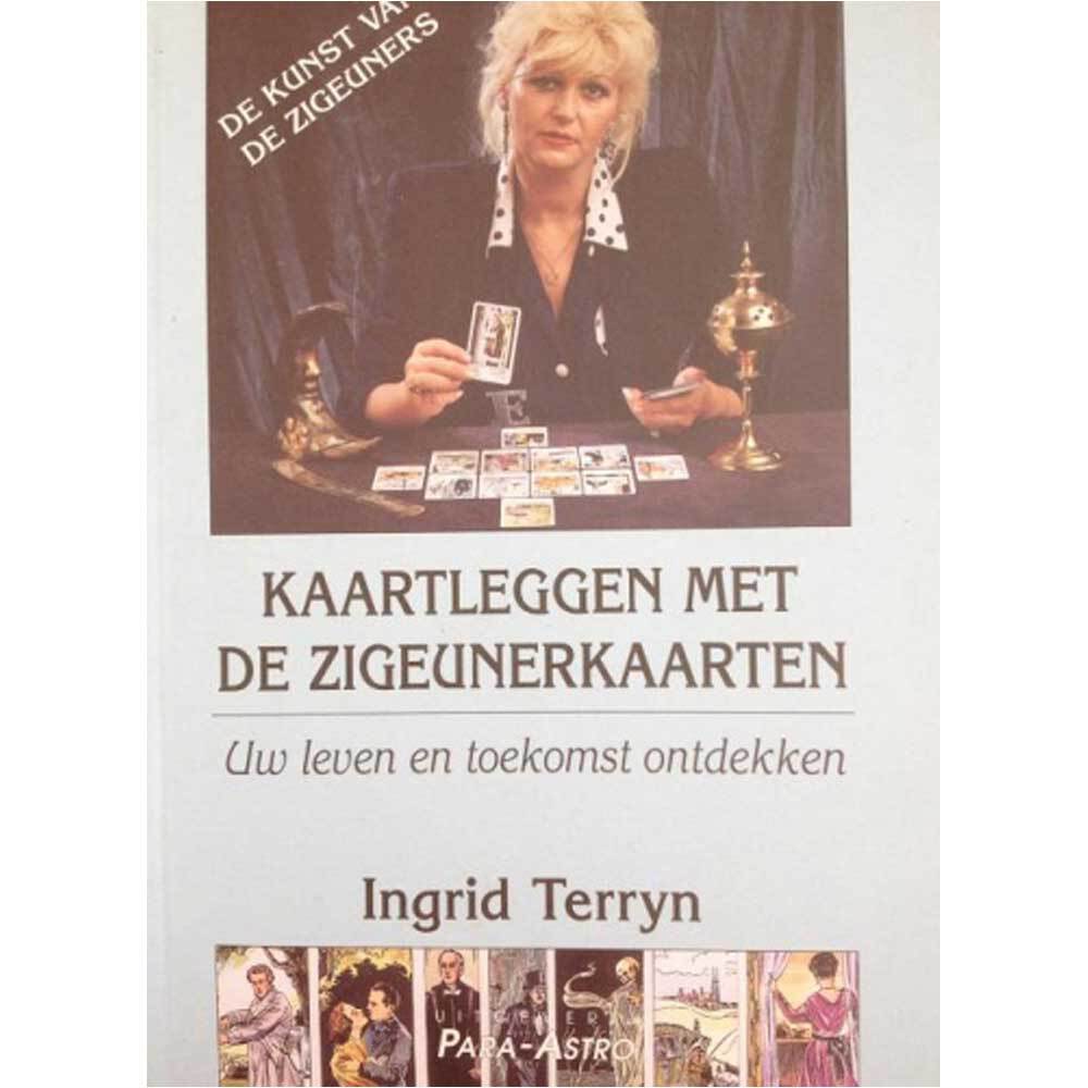 Auteur, docente en kaartlegster Ingrid Terryn | Bloom