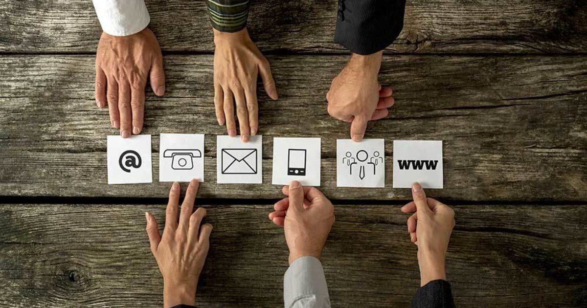 Contacteer Bloom tijdschrift events shop | Bloom