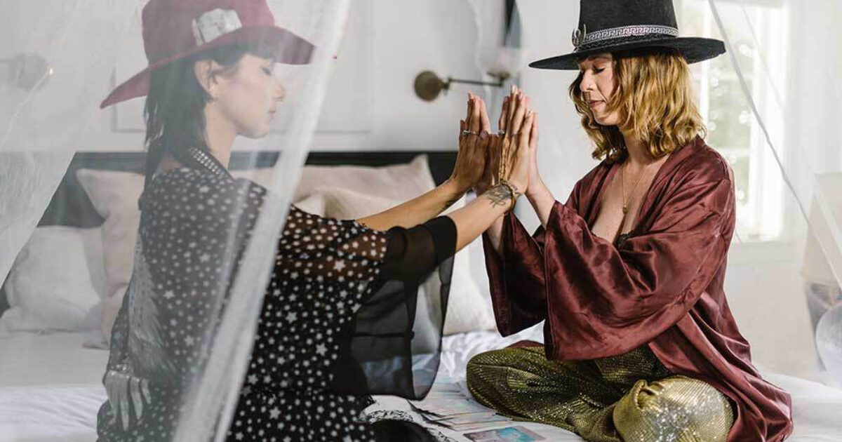 Zo werk je als Wiccan met trance | Bloom